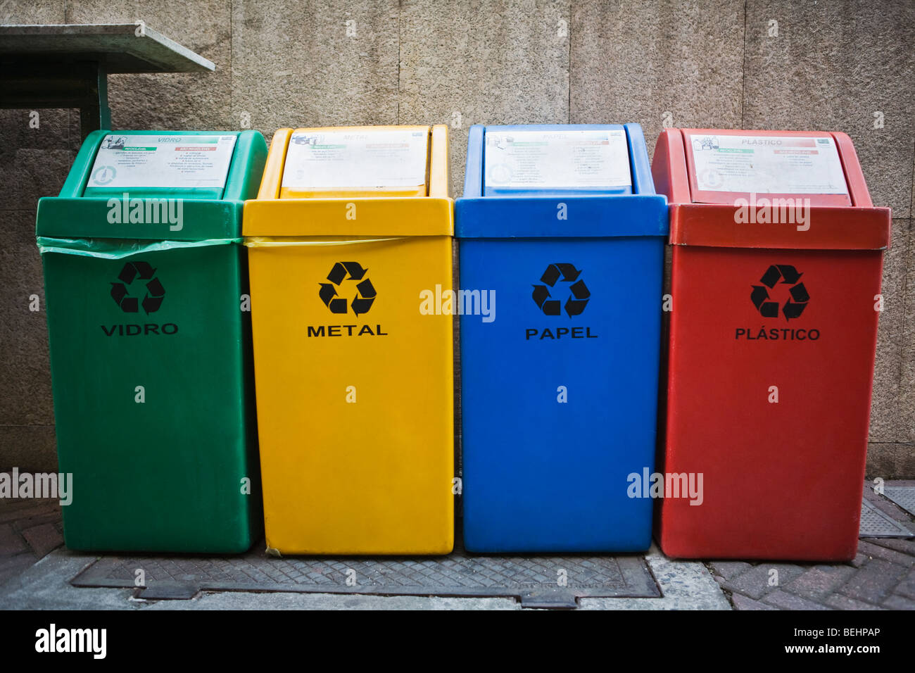 Sao paulo bin hi-res stock photography and images - Alamy