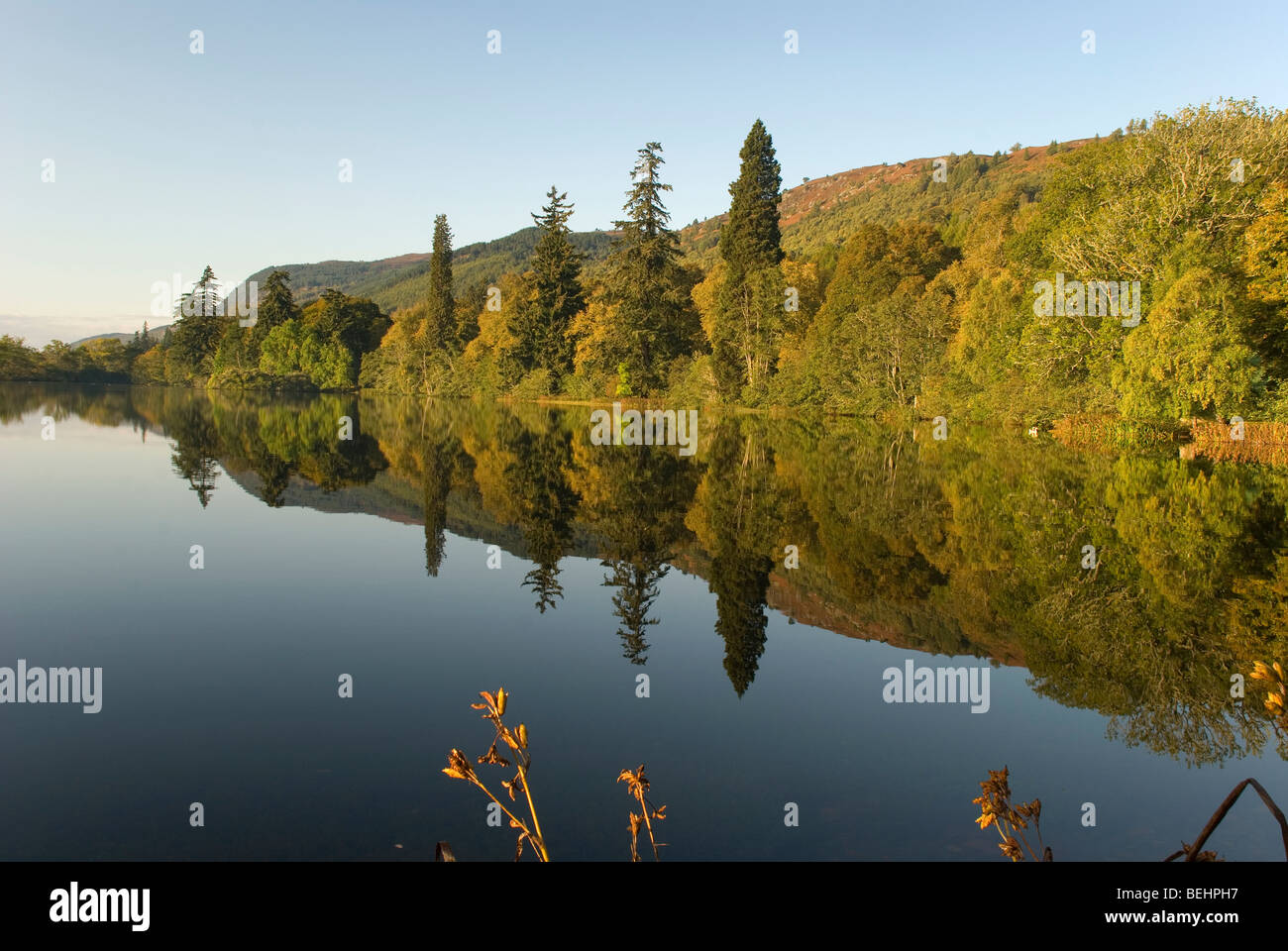 Loch dochfour hi-res stock photography and images - Alamy
