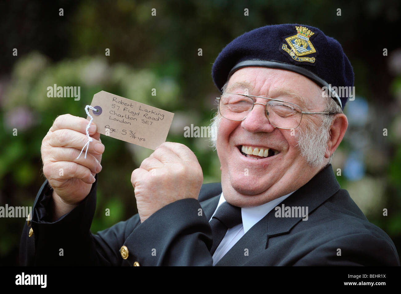Wartime evacuee Robert Larking pictured in 2009 at home in Sussex with ...