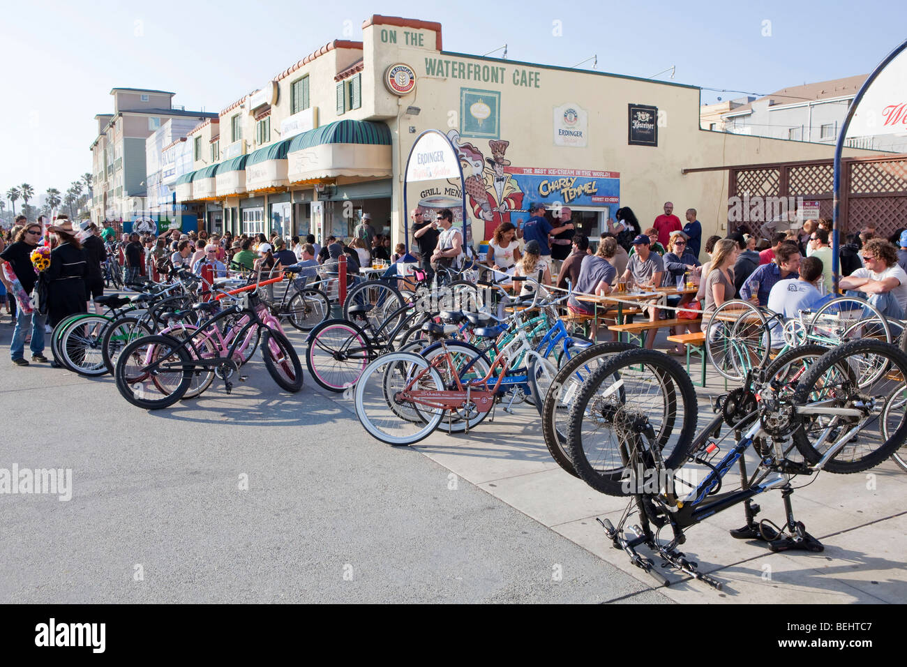 Bicycles outside a cafe along Venice Beach in Los Angeles, California ...