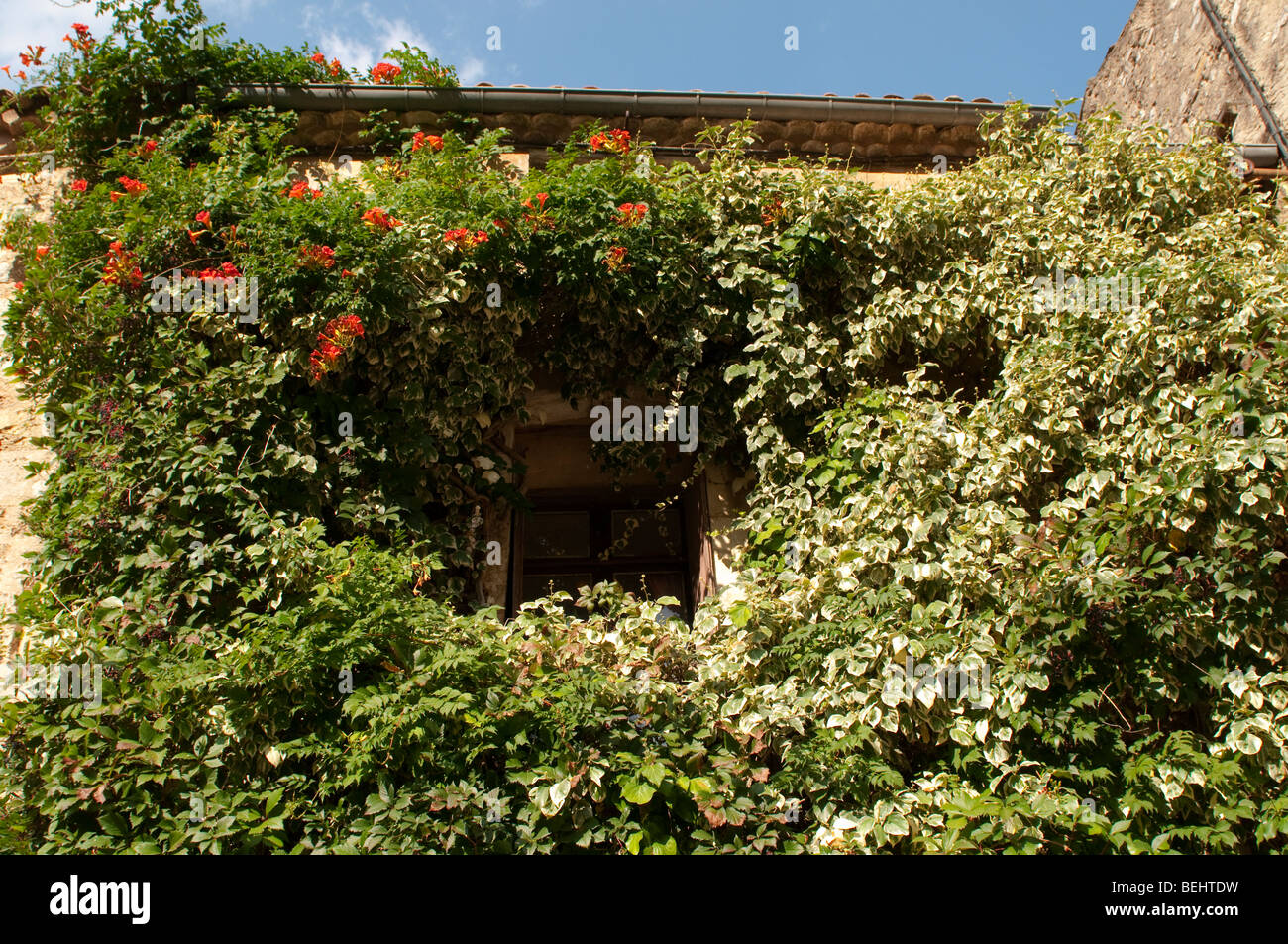 Saint guilhem le deesert hi-res stock photography and images - Alamy