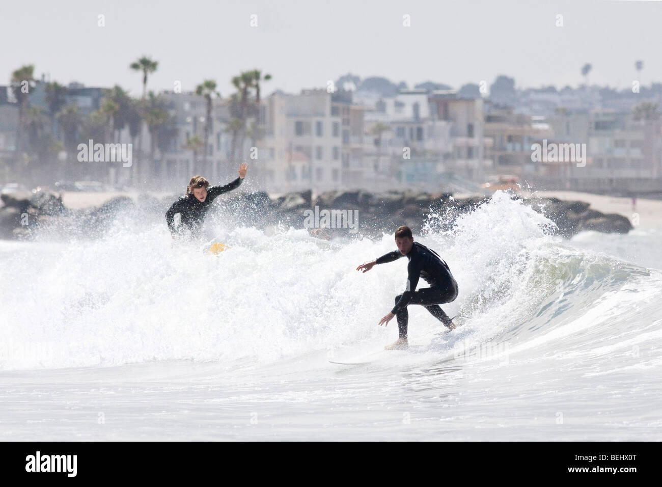 California surfer riding wave hi-res stock photography and images - Alamy
