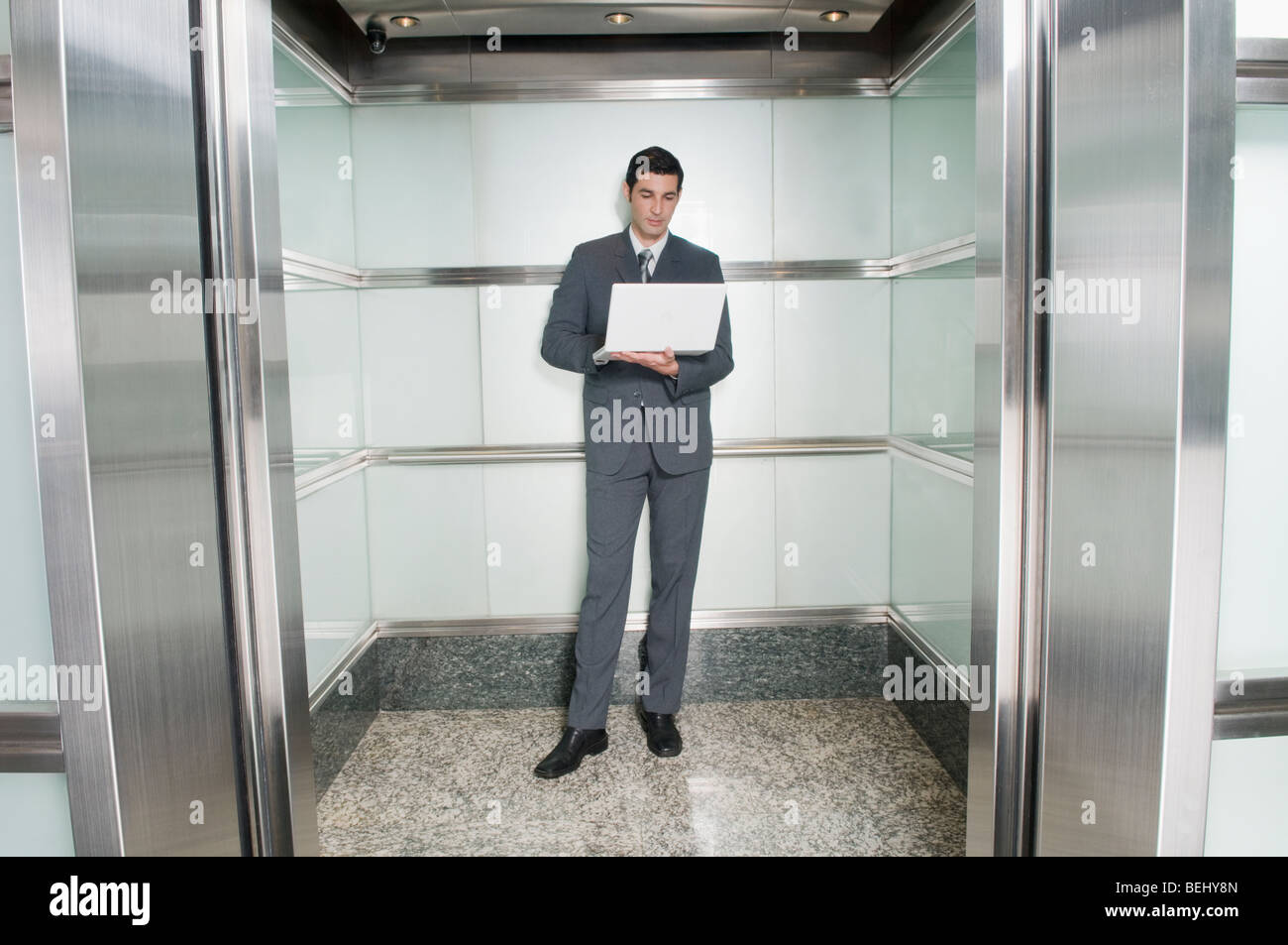 Portable elevator hi-res stock photography and images - Alamy