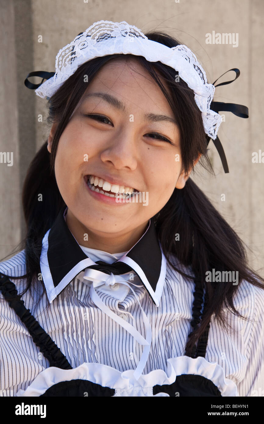 Cosplay maid hi-res stock photography and images - Alamy