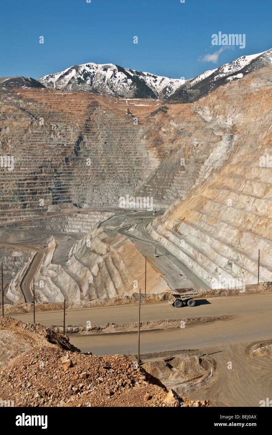 Utah Kennecott Utah Copper Bingham Canyon Mine world's largest man-made ...
