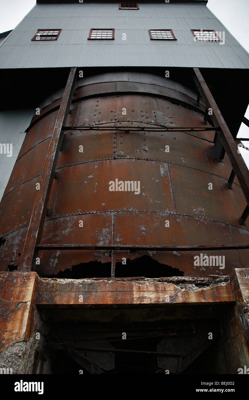 Mine shaft house hi-res stock photography and images - Alamy