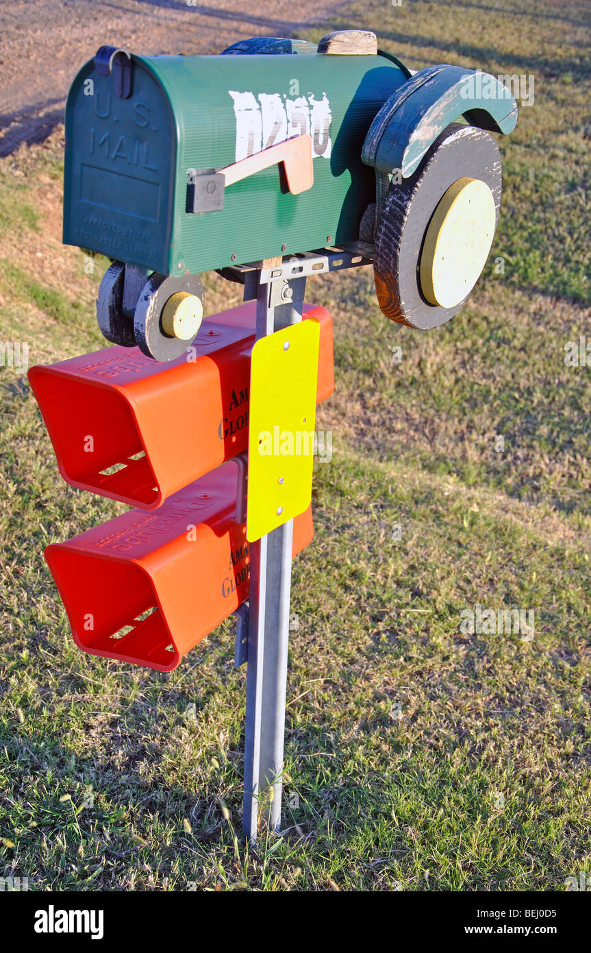 Tractor mailbox hi-res stock photography and images - Alamy