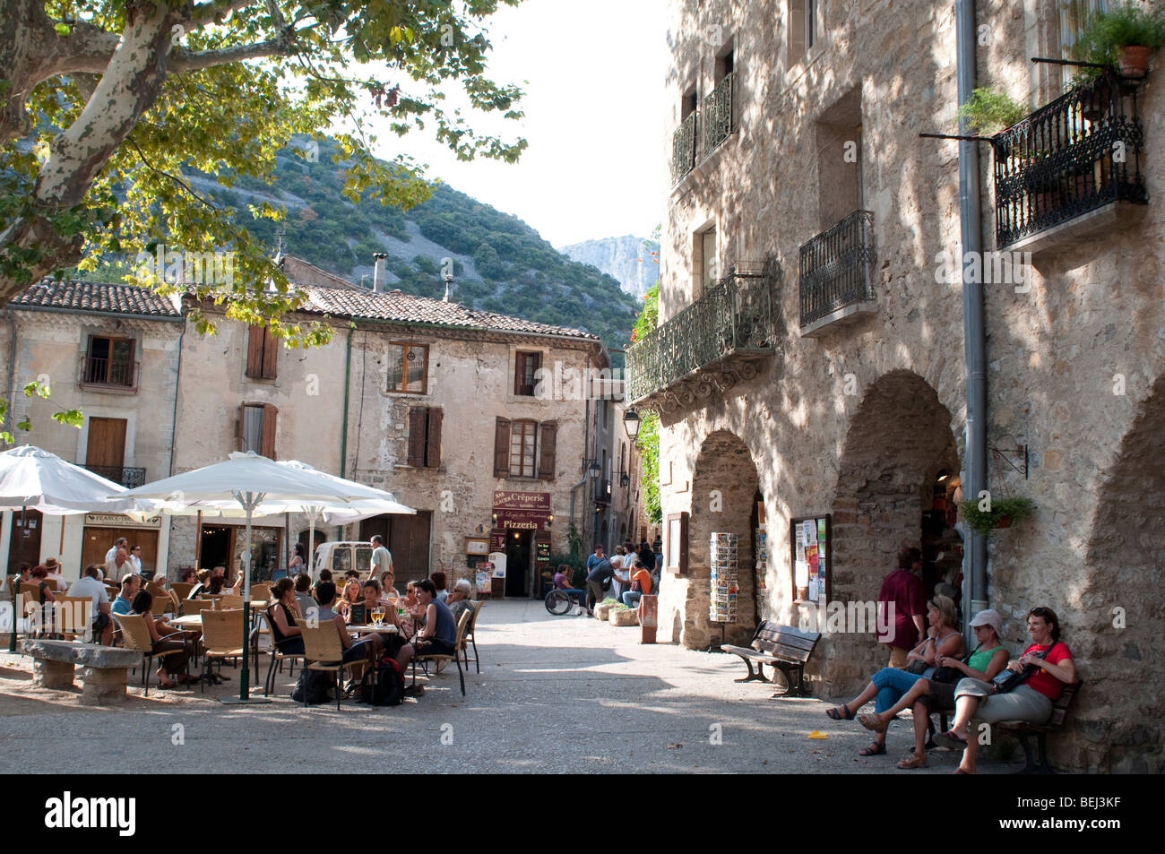 Saint guilhem le désert, france hi-res stock photography and images - Alamy