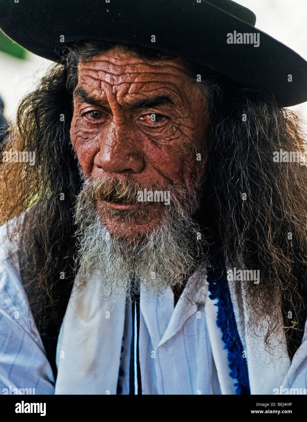 Portrait old face gaucho hi-res stock photography and images - Alamy