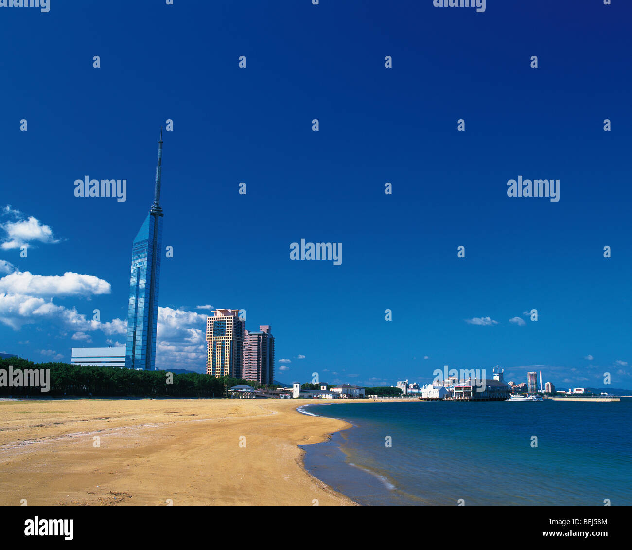 Beach in Momochihama and the Fukuoka tower, Fukuoka, Fukuoka Prefecture ...