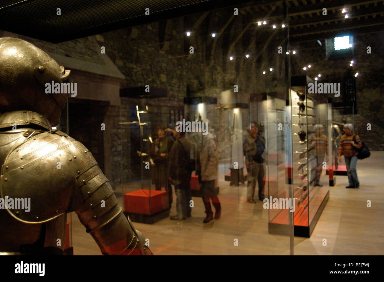 Armor armoury armory hi-res stock photography and images - Alamy