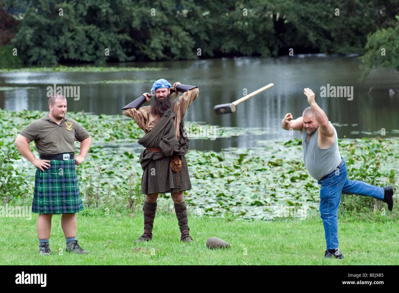 Hammer_throwing High Resolution Stock Photography and Images - Alamy