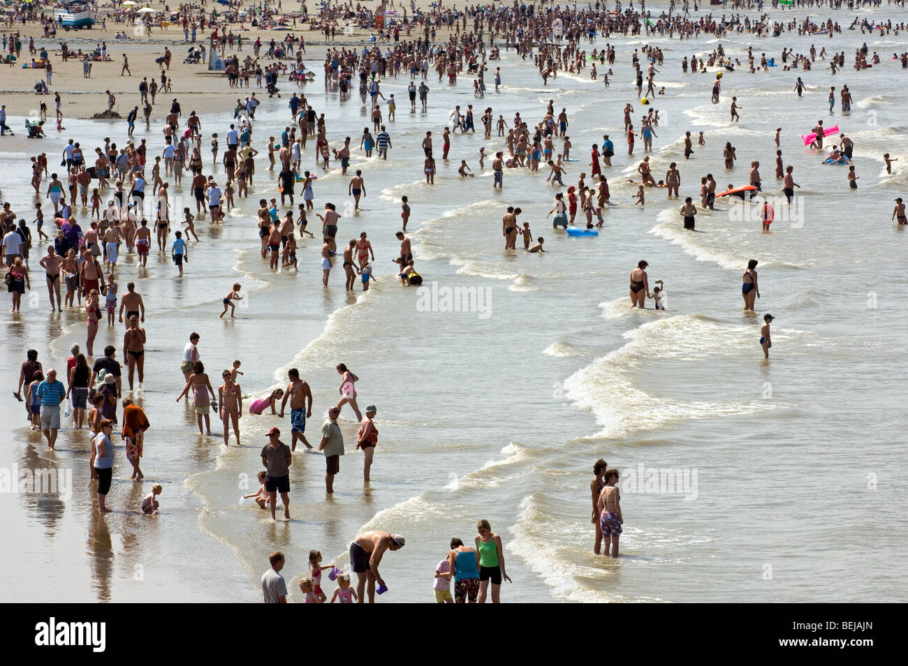 Blankenberge and children hi-res stock photography and images - Alamy