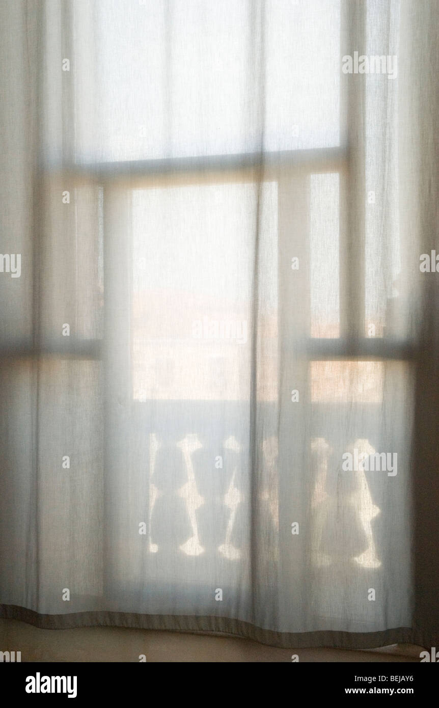 Shining light through window hi-res stock photography and images - Alamy