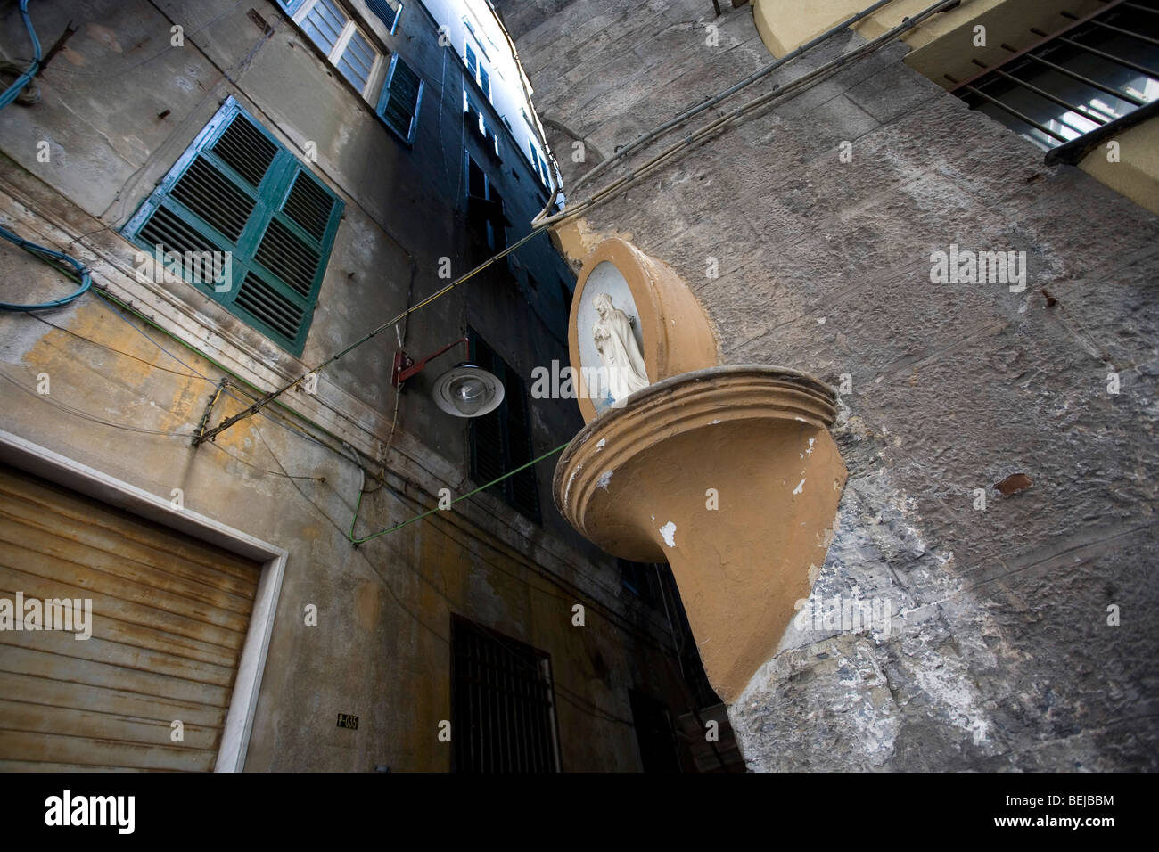 Historical centre of genoa hi-res stock photography and images - Alamy