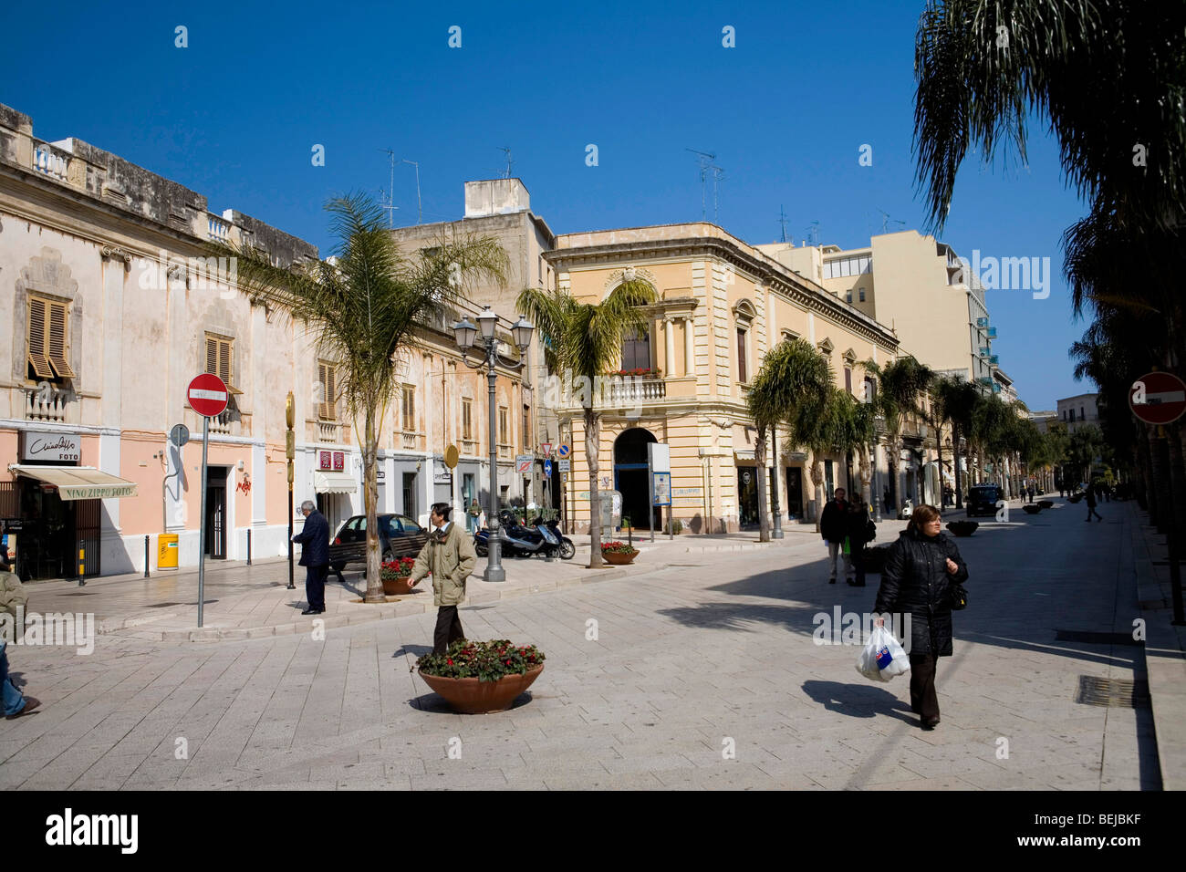 Corso Umberto I, Brindisi, Puglia, Italy Stock Photo - Alamy