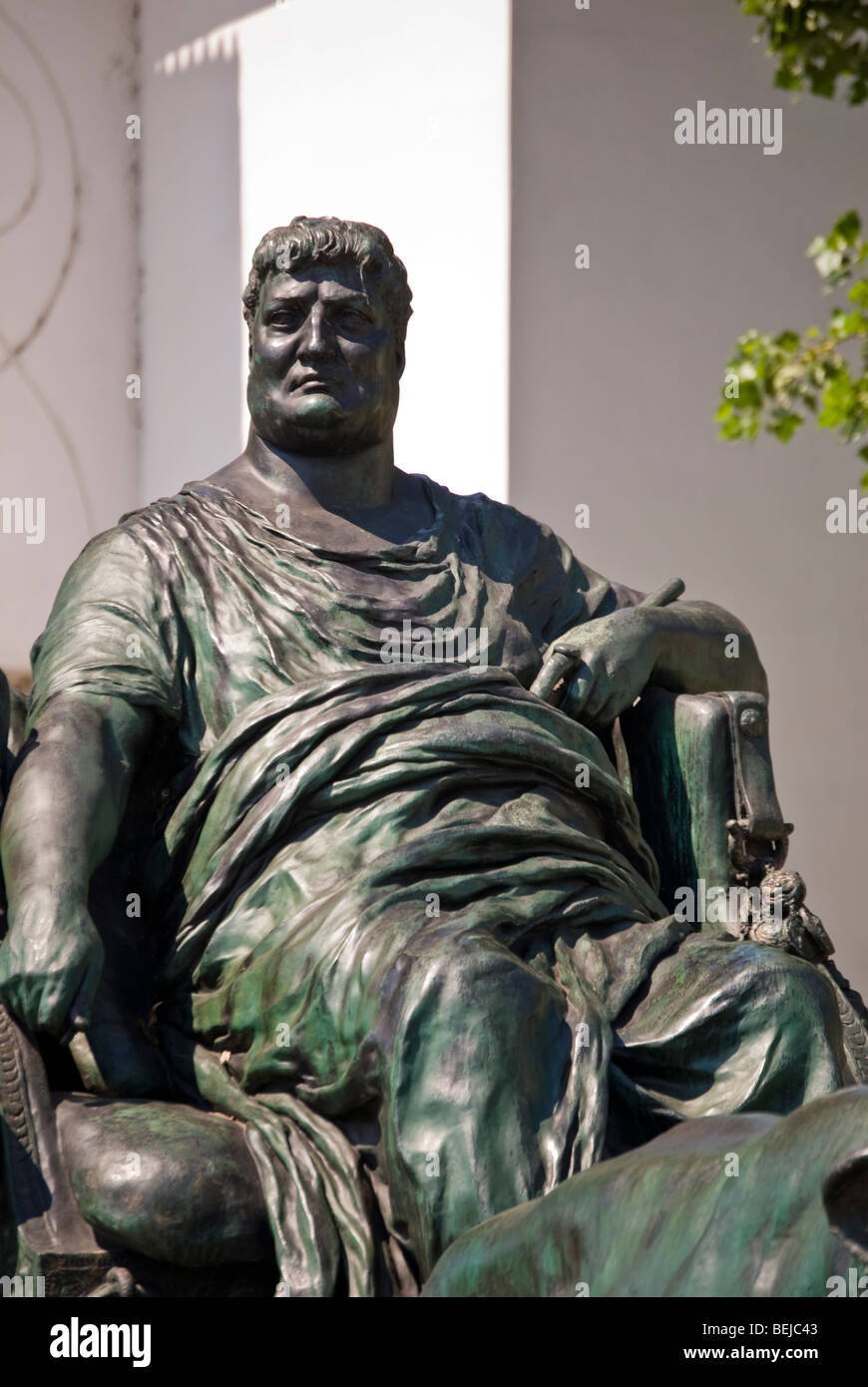 Emperor Mark Anthony outside the Secession building, Vienna, Austria ...