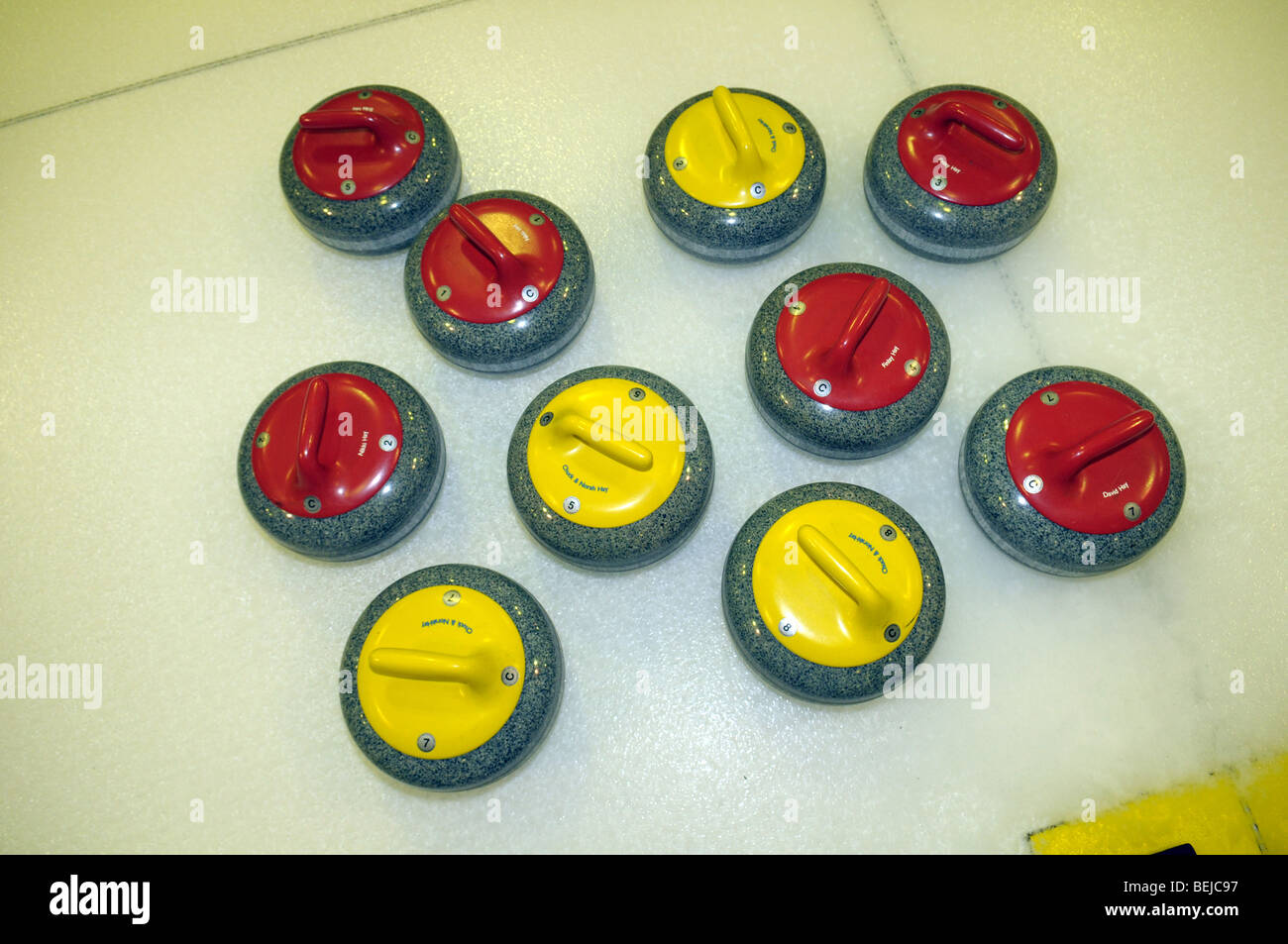 Yellow Curling Stones High Resolution Stock Photography and Images - Alamy