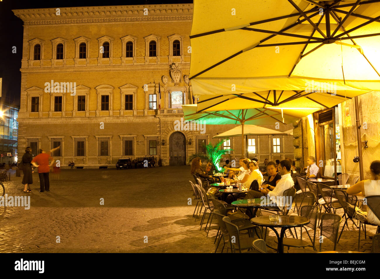 Farnese Palace, French Embassy, Farnese square, Rome, Italy Stock Photo ...