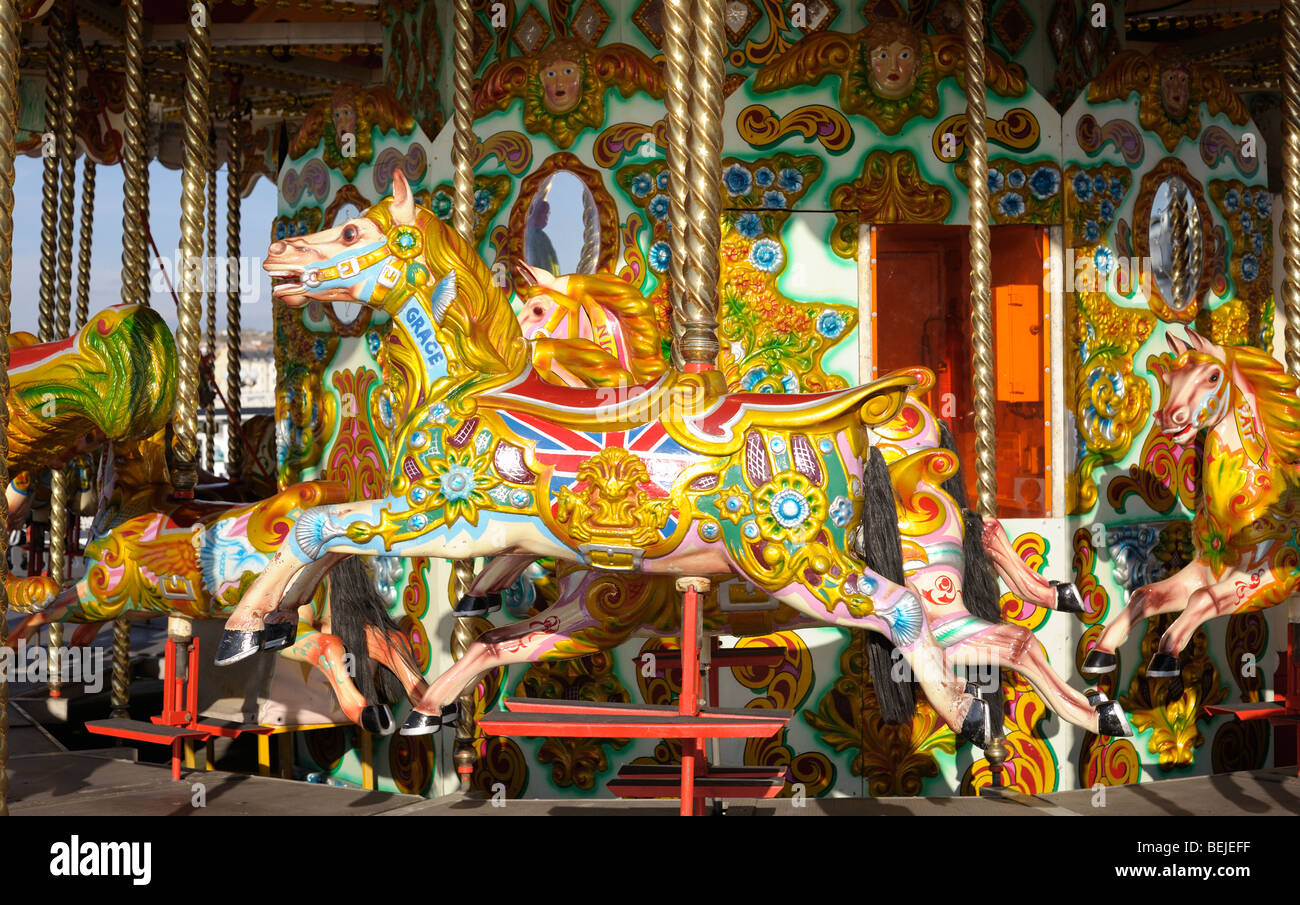 Vintage fairground ride hi-res stock photography and images - Alamy