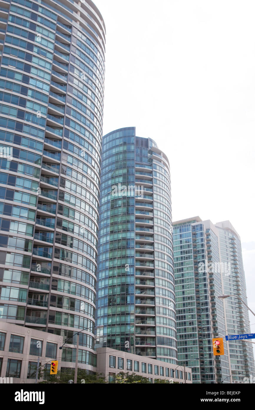 Toronto city street population hi-res stock photography and images - Alamy
