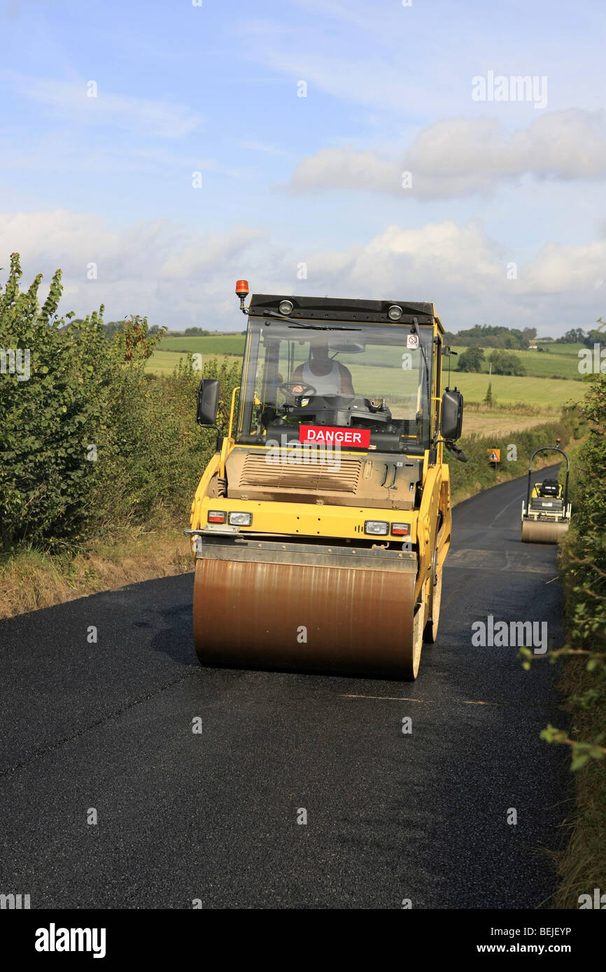 Man tarmac roller road hi-res stock photography and images - Alamy