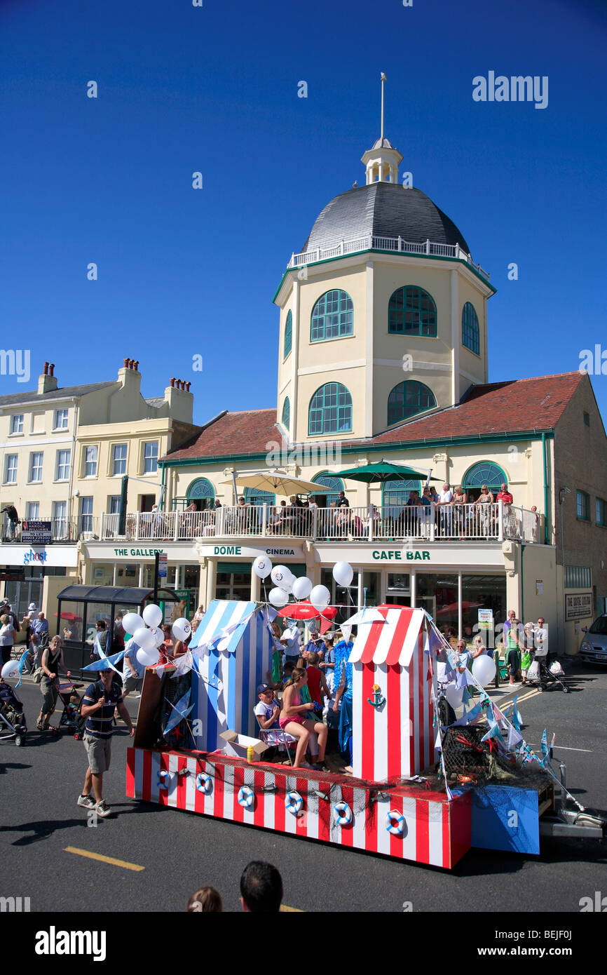Worthing sussex street hi-res stock photography and images - Alamy