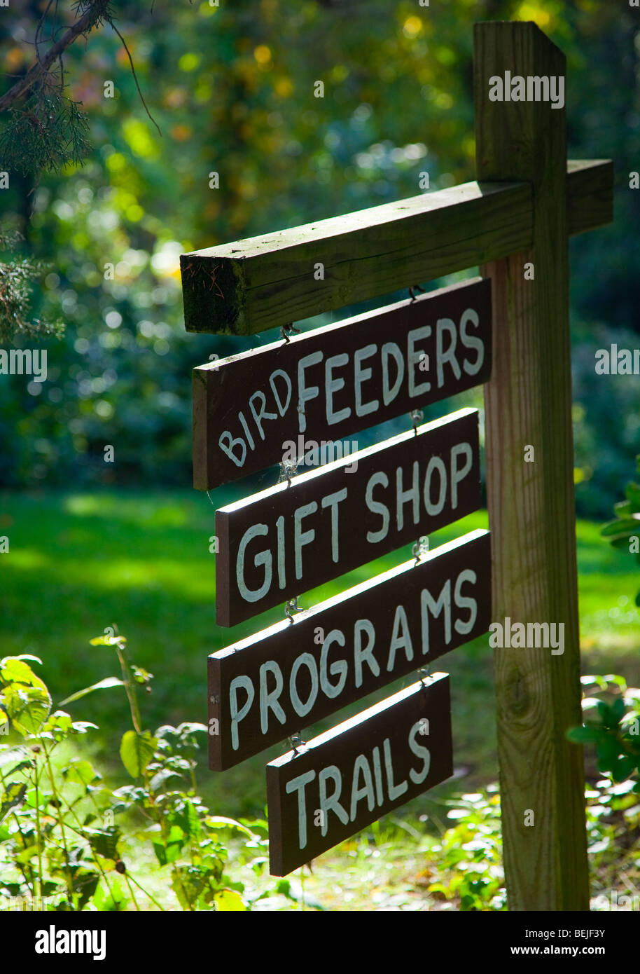 Bird sanctuary sign hi-res stock photography and images - Alamy