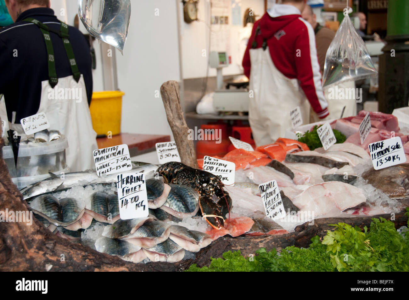 Fresh fish market uk hi-res stock photography and images - Alamy