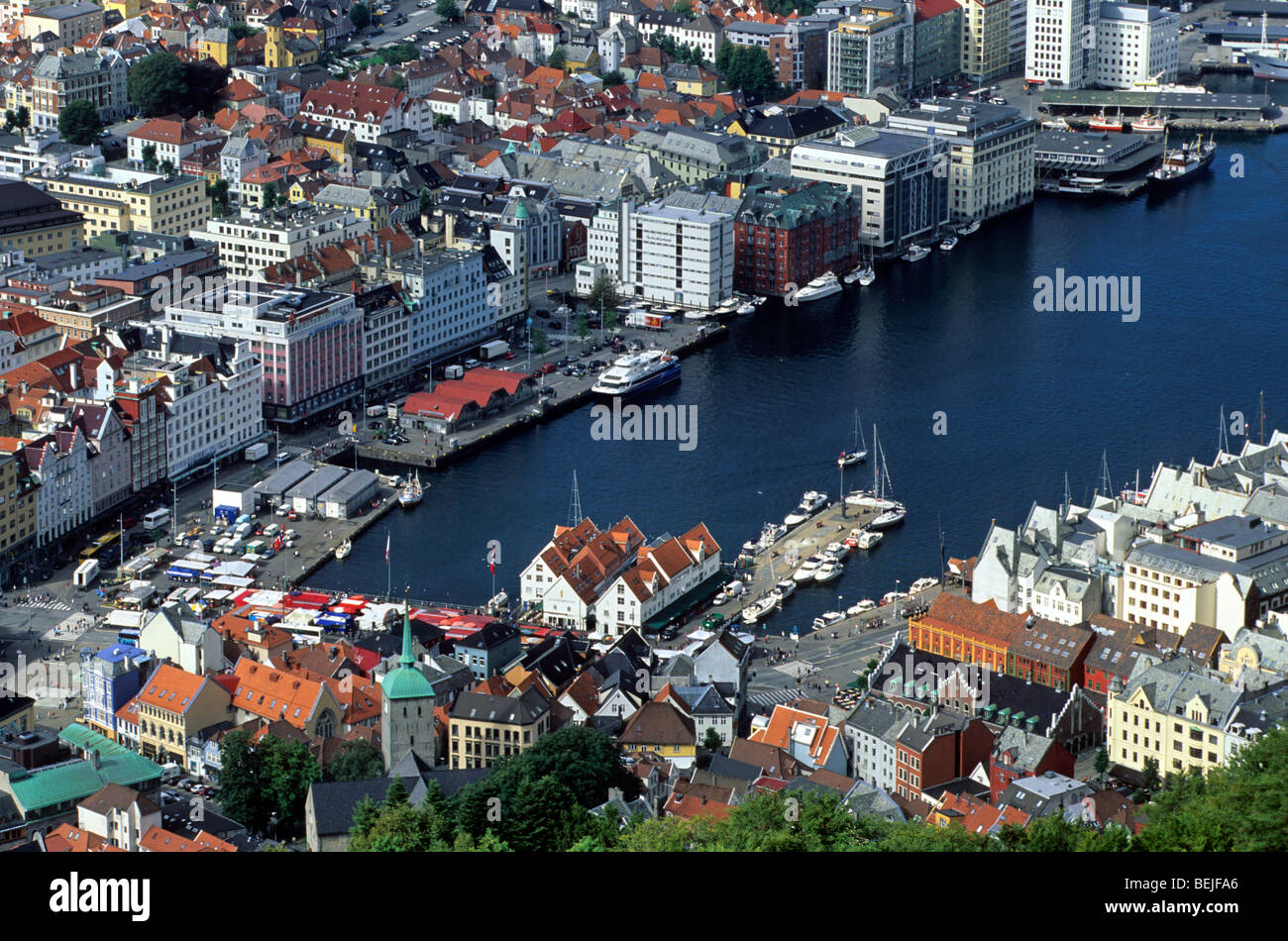 Photograph of bergen hi-res stock photography and images - Alamy