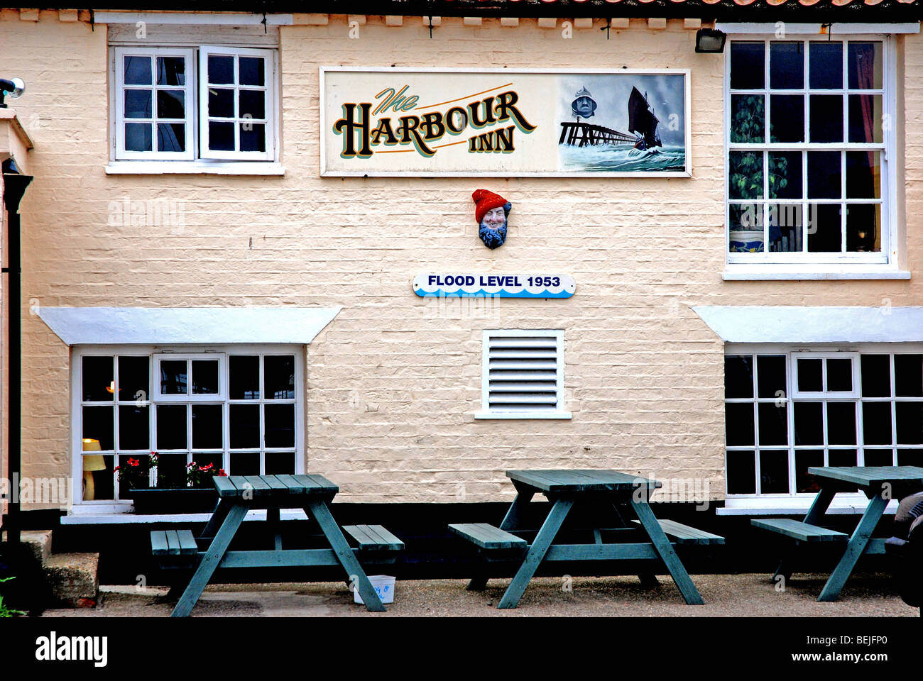 Harbour inn southwold hi-res stock photography and images - Alamy