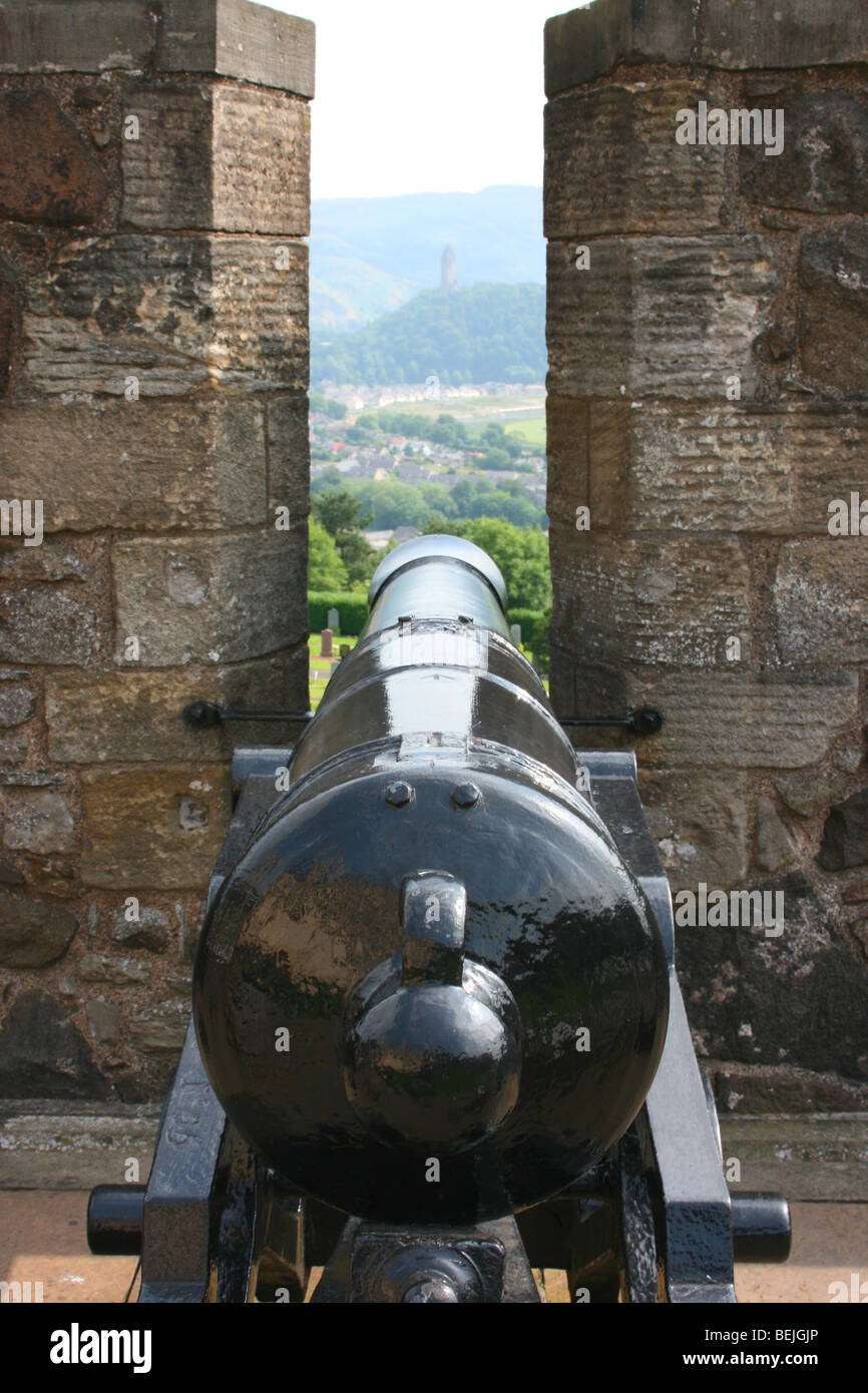 Black cannon in battery hi-res stock photography and images - Alamy