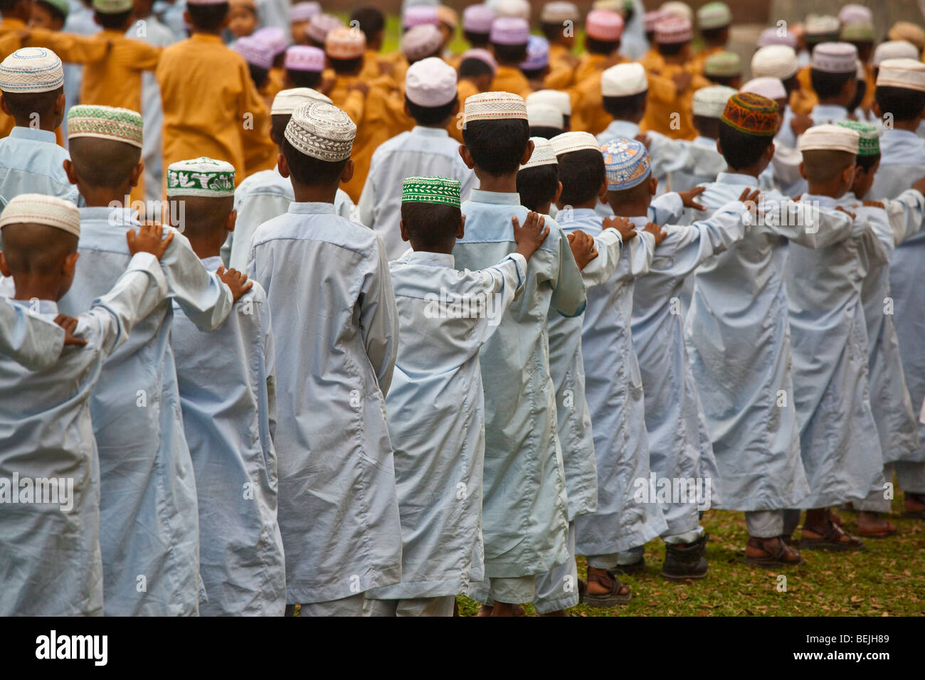 Bangladesh muslim children masjid hi-res stock photography and images ...