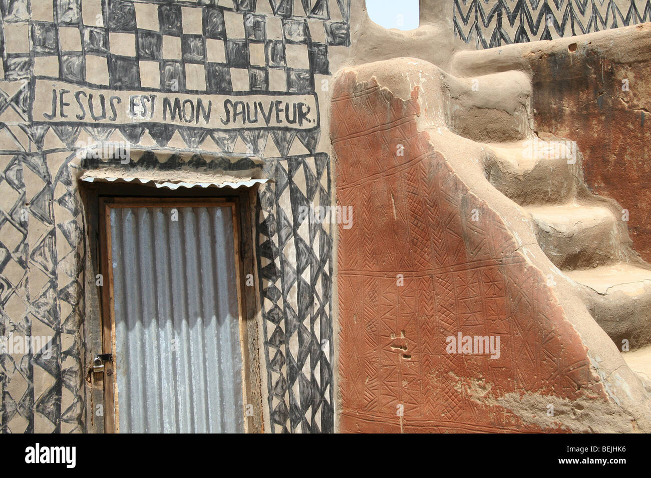 Tiebele hi-res stock photography and images - Alamy