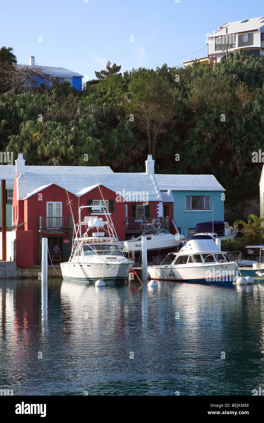 Smiths parish hi-res stock photography and images - Alamy