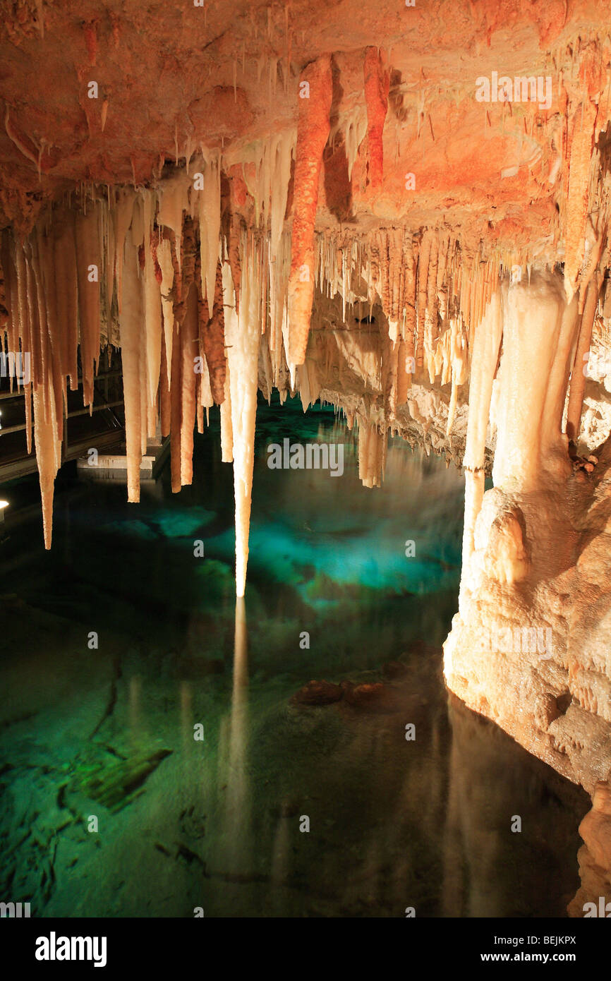 Crystal Cave Bermuda Stock Photos & Crystal Cave Bermuda Stock Images ...