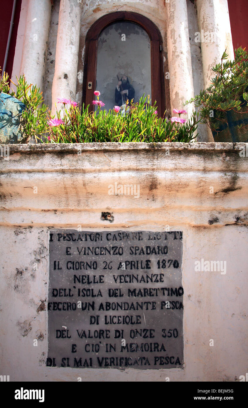 Aedicula hi-res stock photography and images - Alamy