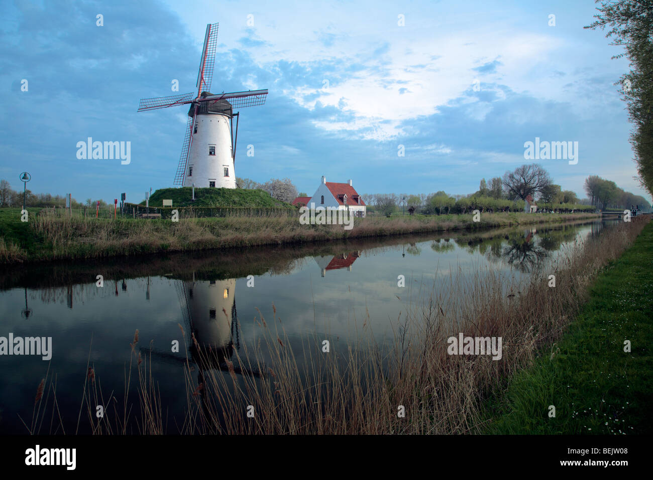 The Schellemolen, traditional windmill along the Damme Canal / Damse ...