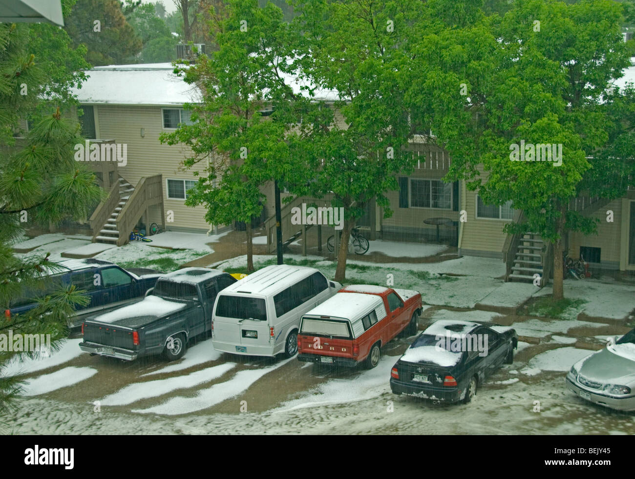 Pelted by hail hi-res stock photography and images - Alamy