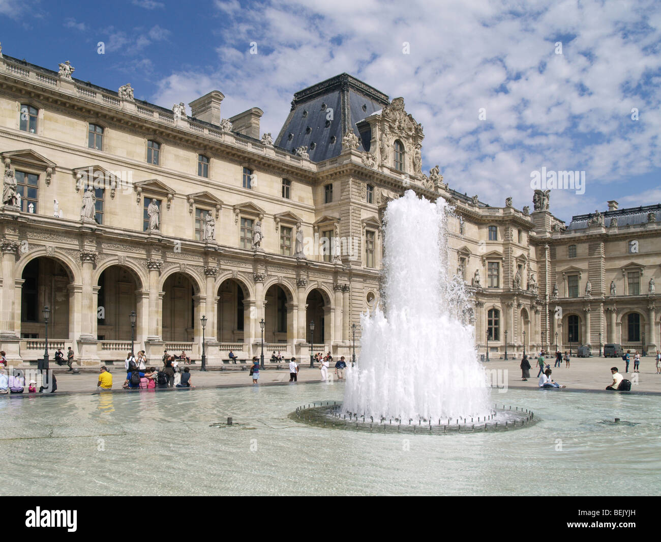 Louvre palace hi-res stock photography and images - Alamy