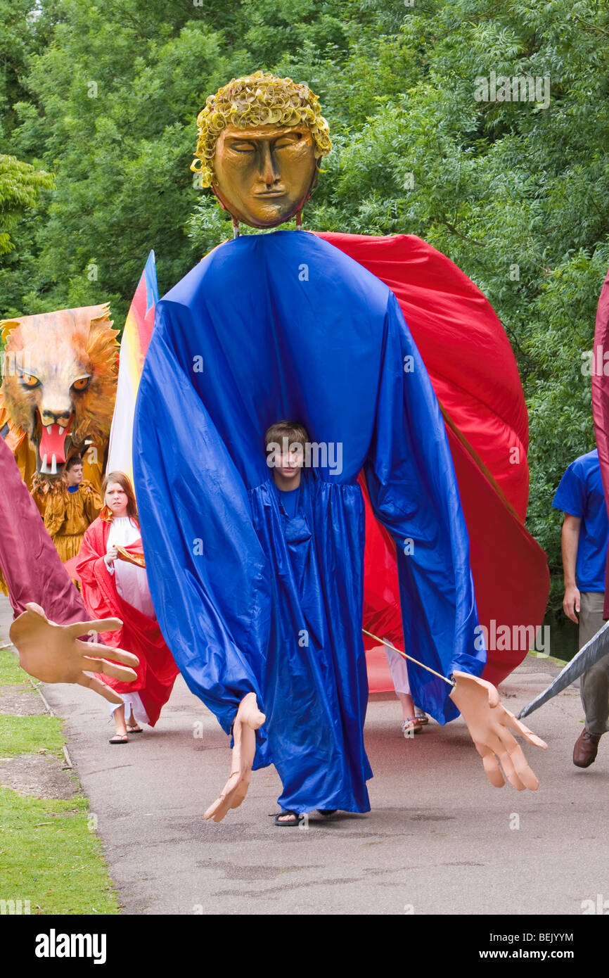 Giant puppet hi-res stock photography and images - Alamy