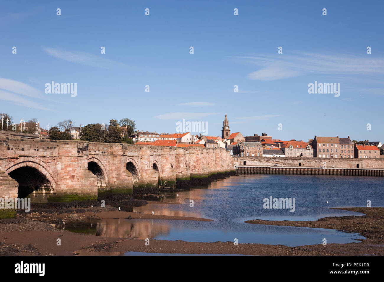 Tweedmouth, Northumberland, England, UK. View across the River Tweed ...