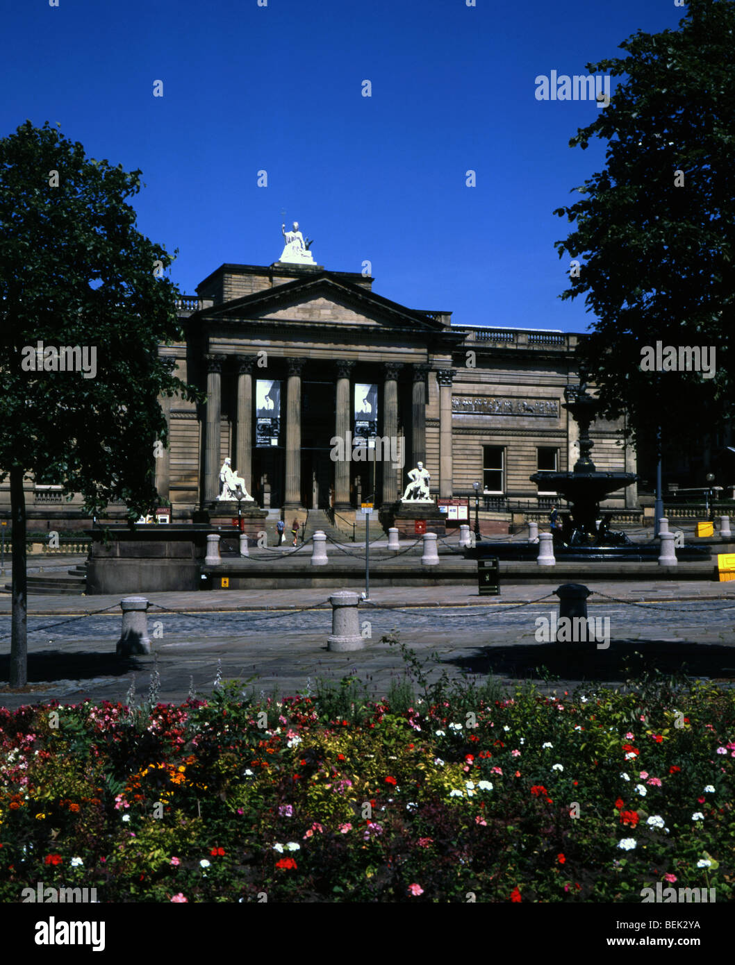 Walker Art Gallery Liverpool England Stock Photo - Alamy