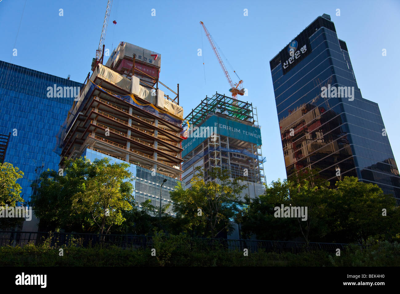 New skyrise building construction in Seoul South Korea Stock Photo - Alamy