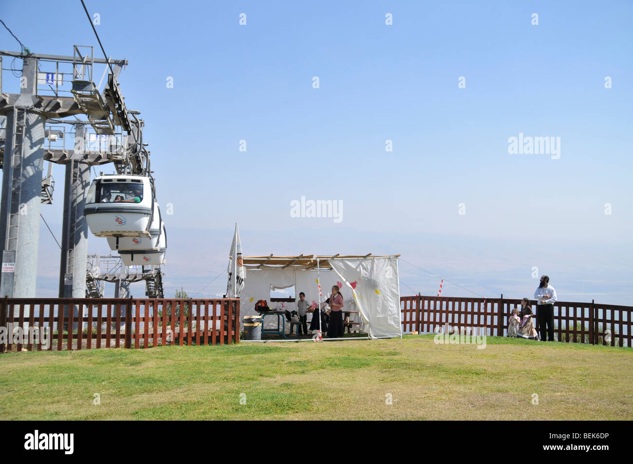 Sukkah israel hi-res stock photography and images - Alamy