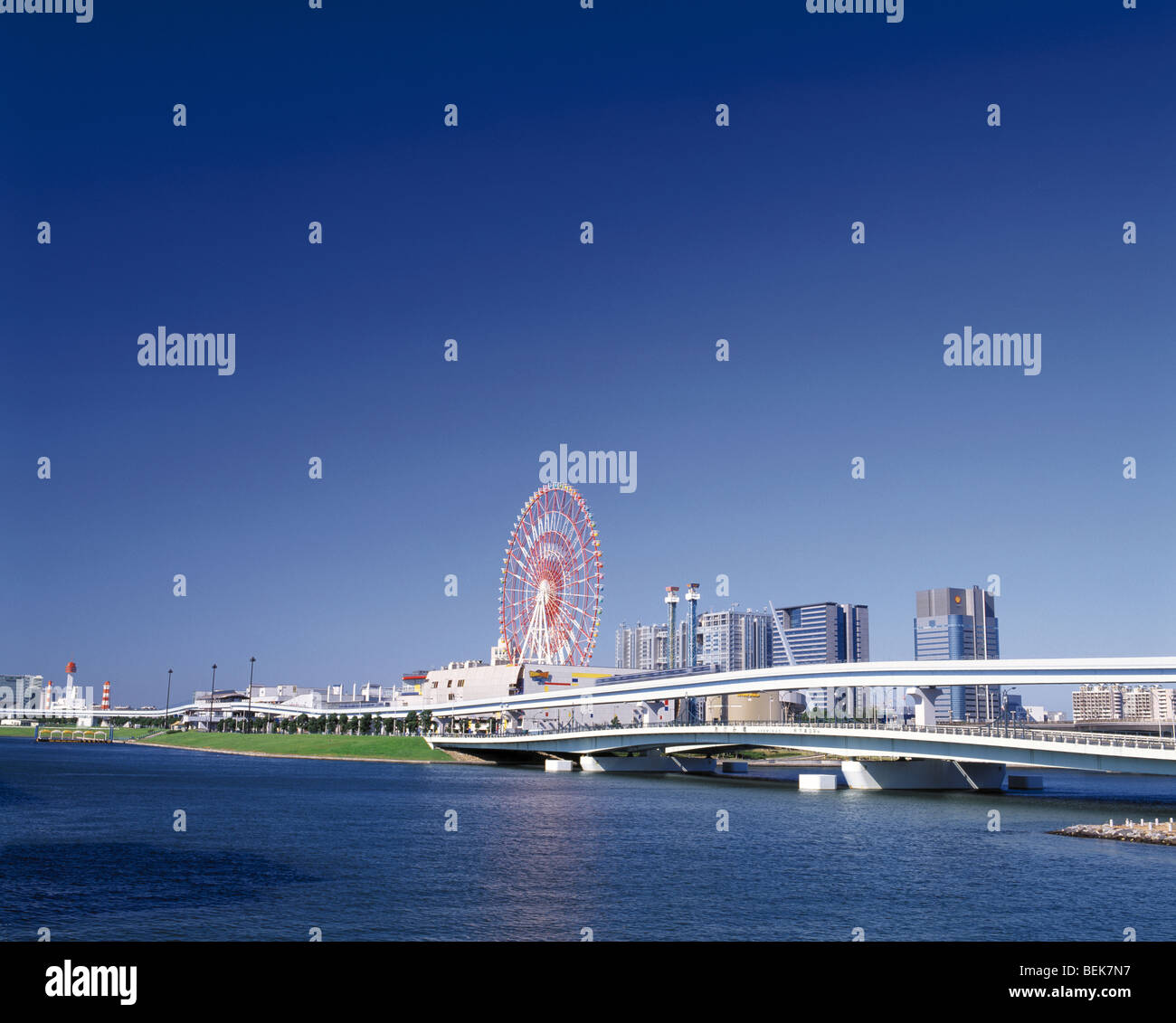 Sky wheel odaiba hi-res stock photography and images - Alamy