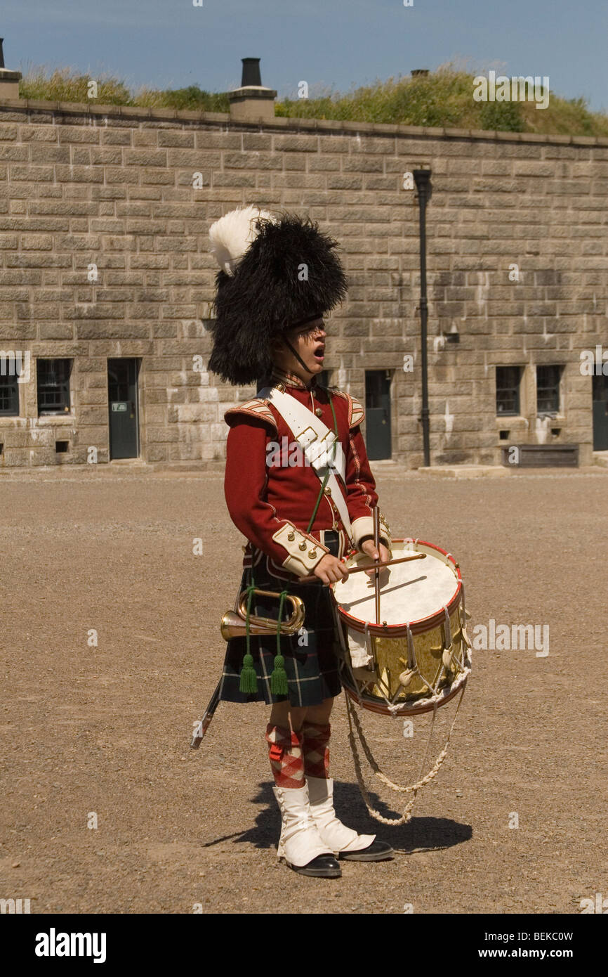 Scottish Guardsman at Halifax Citadel Fortress prepares to march Stock ...