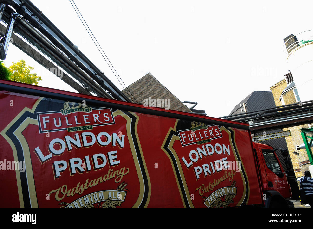 Fullers london pride beer lorry hi-res stock photography and images - Alamy