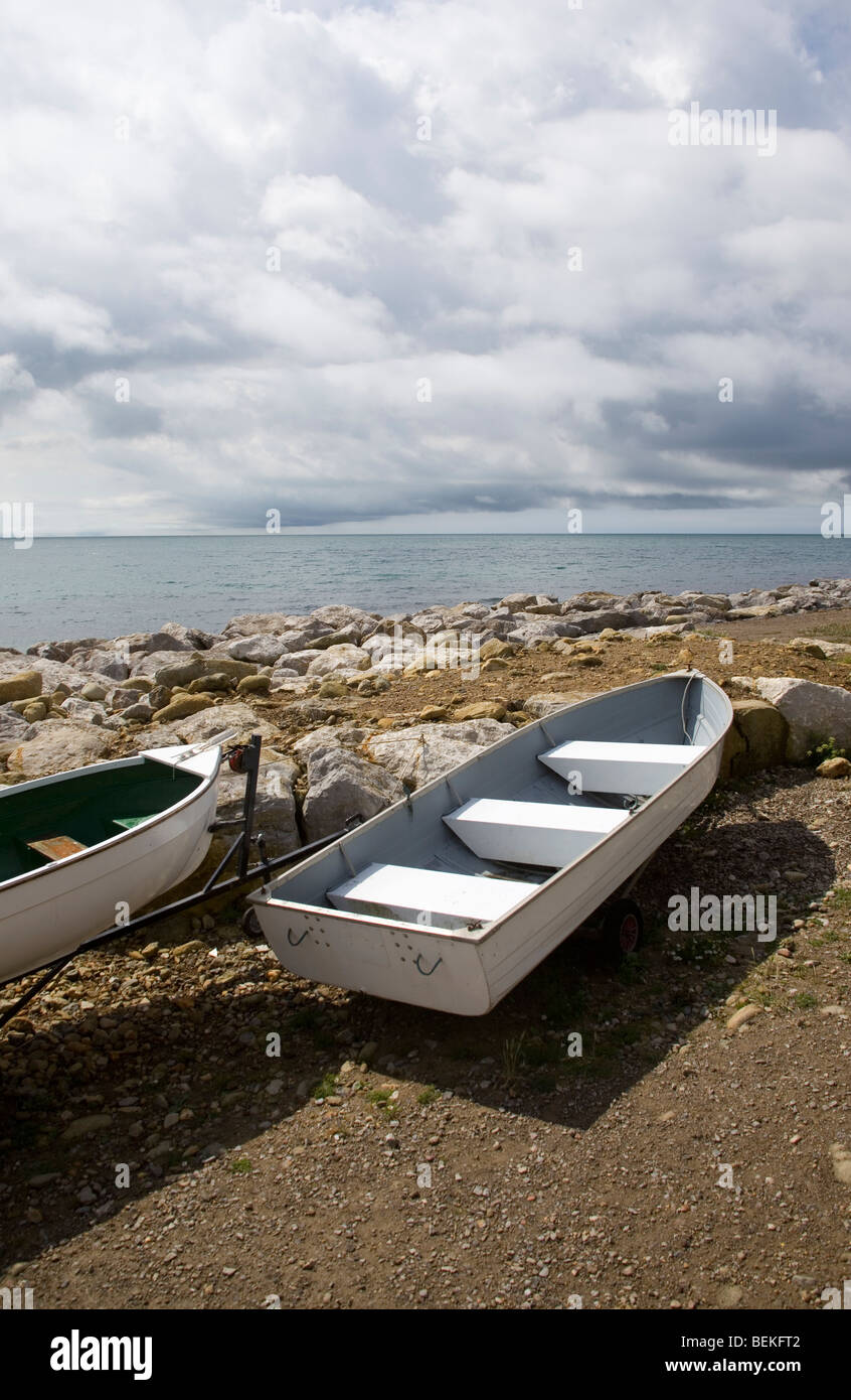 Reeth Bay fishing boat Stock Photo - Alamy
