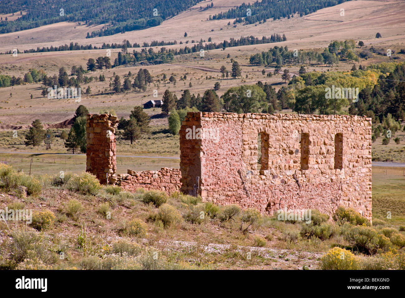 Adobe stone rock building hi-res stock photography and images - Alamy
